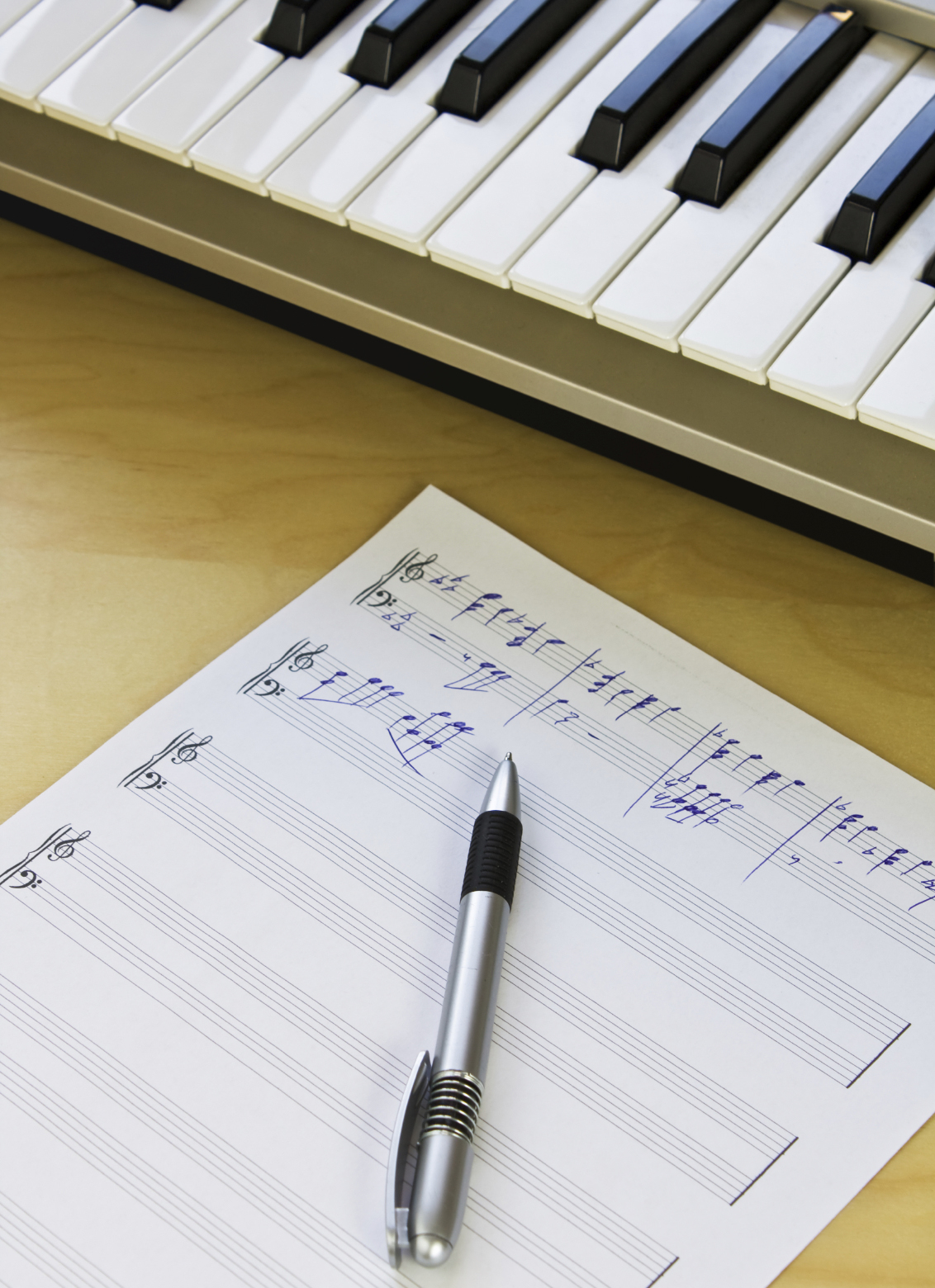 Don’t Bore Us / Get to the Chorus: Songwriting 101 – Caught in the Act